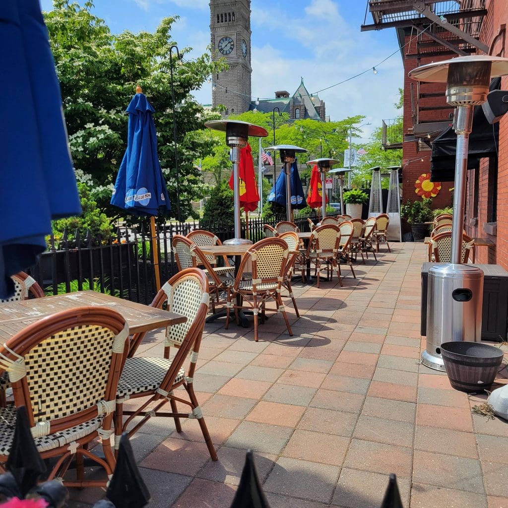 Visit Cobblestones Restaurant - Merrimack Valley Massachusetts